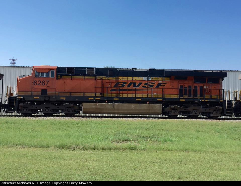 BNSF 6267